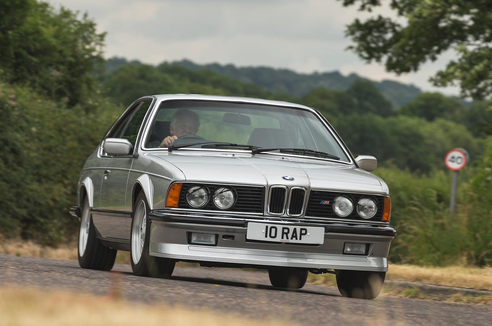 BMW E24 M635CSi vs E28 M5: dial M for more | Classic & Sports Car
